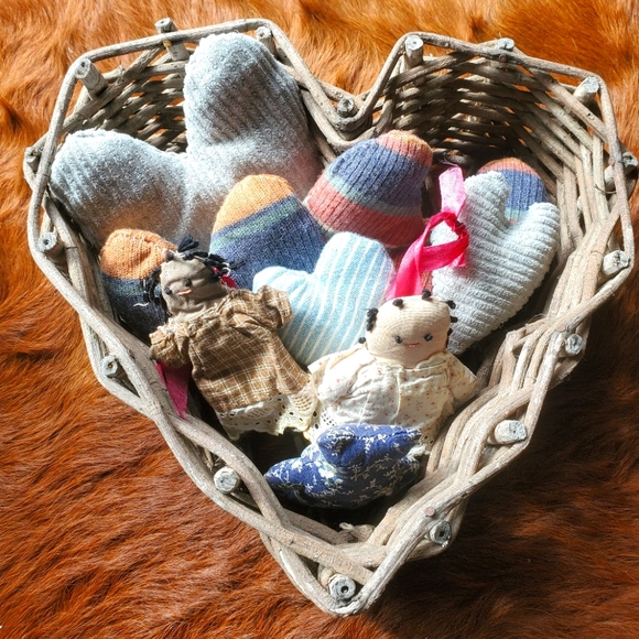 Source Unknown | Accents | Heart Shaped Basket With Handmade Stuffed ...